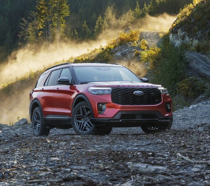 VUS Ford Explorer® 2025 | Prix, photos, caractéristiques et plus | Ford.ca